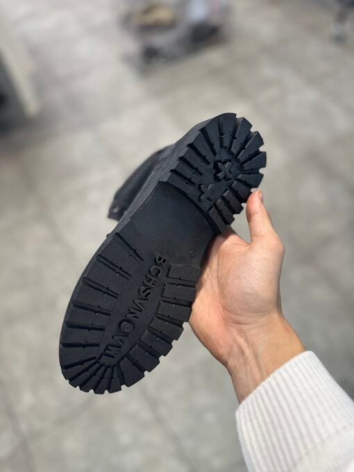 Strike boots - AI Fashionista